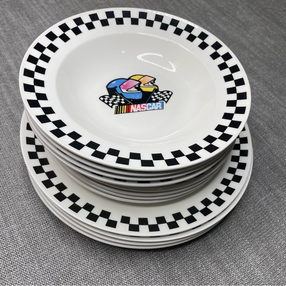 Gibson/NASCAR | Dining | Vintage 202 Lot Of 2 Gibson Nascar Theme ...